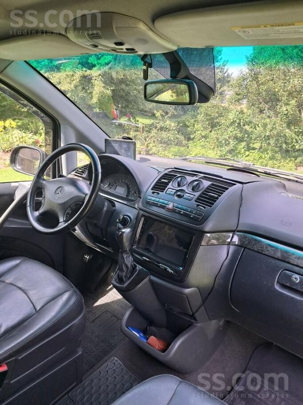 Black Mercedes-Benz Viano 2006 in Kuldiga, with an engine capacity of 2.20 L and mileage of 330 thousand km for 7500 €, photo 3 on AUTOMOTO.COM.LV