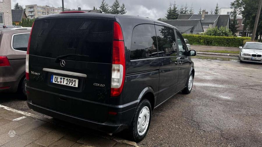 Melns Mercedes-Benz Viano 2007 Plungė, ar dzinēja tilpumu 2.15 L un nobraukumu 280 tūkst. km par 7900 €, foto 4 vietnē AUTOMOTO.COM.LV