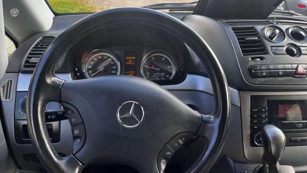 Black Mercedes-Benz Viano 2007 in Plunge, with an engine capacity of 2.15 L and mileage of 280 thousand km for 7900 €, photo 6 on AUTOMOTO.COM.LV