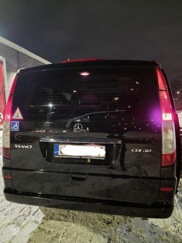 Melns Mercedes-Benz Viano 2008 Panevēža, ar dzinēja tilpumu 2.99 L un nobraukumu 388 tūkst. km par 7500 €, foto 3 vietnē AUTOMOTO.COM.LV