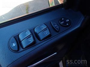 Black Mercedes-Benz Viano 2008 in Liepaja, with an engine capacity of 3.00 L and mileage of 285 thousand km for 6450 €, photo 11 on AUTOMOTO.COM.LV