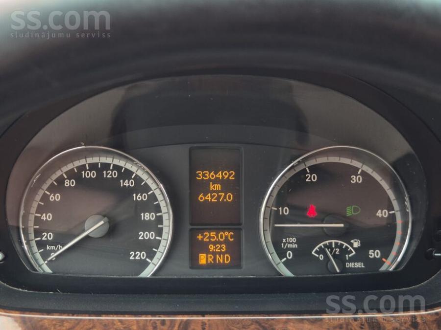 Melns Mercedes-Benz Viano 2008 Rīga, ar dzinēja tilpumu 3.00 L un nobraukumu 336 tūkst. km par 9290 €, foto 17 vietnē AUTOMOTO.COM.LV