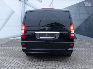 Black Mercedes-Benz Viano 2011 in Ramuciai, with an engine capacity of 2.10 L and mileage of 287 thousand km for 11950 €, photo 8 on AUTOMOTO.COM.LV
