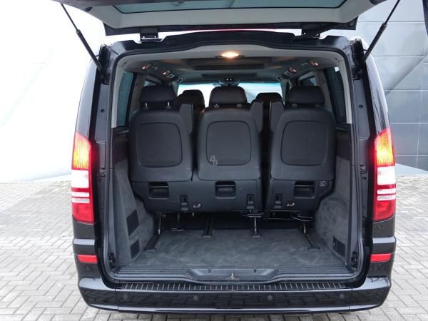Black Mercedes-Benz Viano 2011 in Ramuciai, with an engine capacity of 2.10 L and mileage of 287 thousand km for 11950 €, photo 10 on AUTOMOTO.COM.LV
