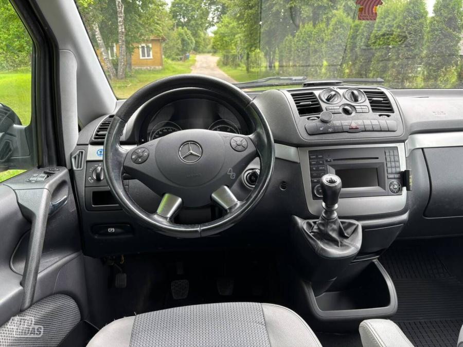 Melns Mercedes-Benz Viano 2011 Varėna, ar dzinēja tilpumu 2.20 L un nobraukumu 340 tūkst. km par 9450 €, foto 10 vietnē AUTOMOTO.COM.LV