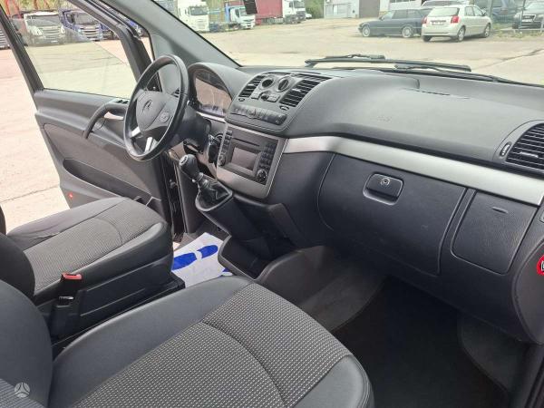 Melns Mercedes-Benz Viano 2011 Prienai, ar dzinēja tilpumu 2.14 L un nobraukumu 303 tūkst. km par 9999 €, foto 9 vietnē AUTOMOTO.COM.LV