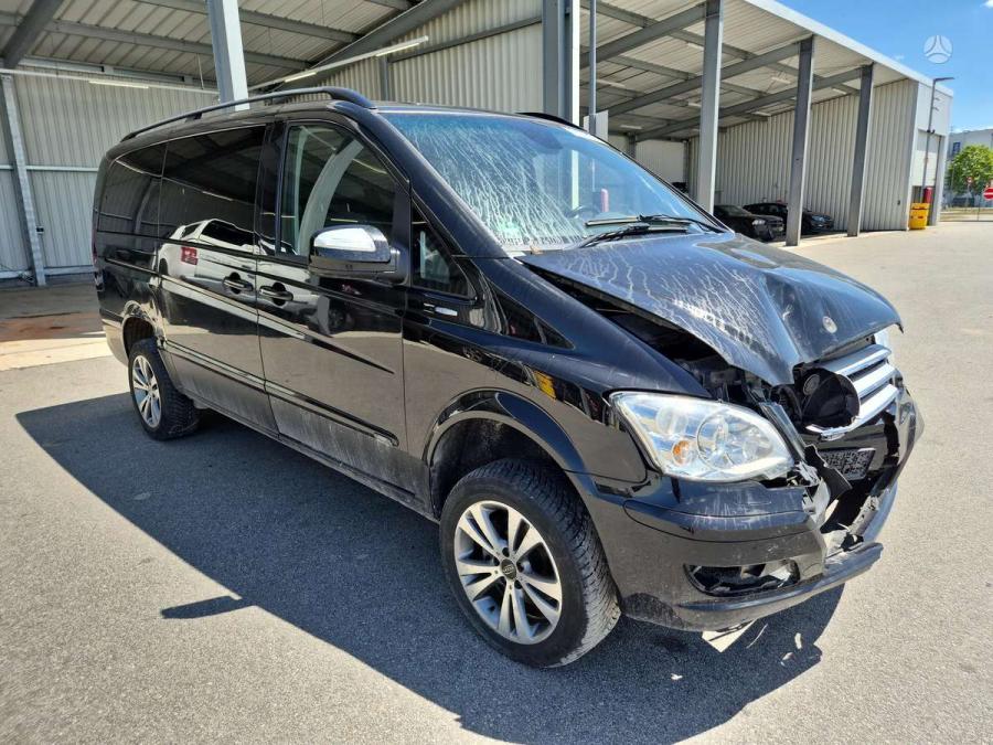 Melns Mercedes-Benz Viano 2011 Viļņa, ar dzinēja tilpumu 2.14 L un nobraukumu 224 tūkst. km par 8900 €, foto 3 vietnē AUTOMOTO.COM.LV