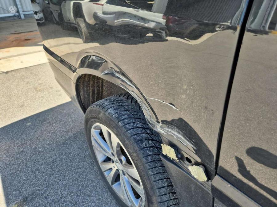 Melns Mercedes-Benz Viano 2011 Viļņa, ar dzinēja tilpumu 2.14 L un nobraukumu 224 tūkst. km par 8900 €, foto 12 vietnē AUTOMOTO.COM.LV
