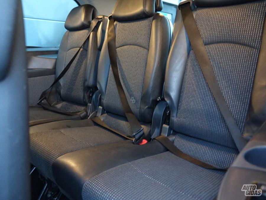 Melns Mercedes-Benz Viano 2011 Ramučiai, ar dzinēja tilpumu 2.10 L un nobraukumu 287 tūkst. km par 10450 €, foto 17 vietnē AUTOMOTO.COM.LV