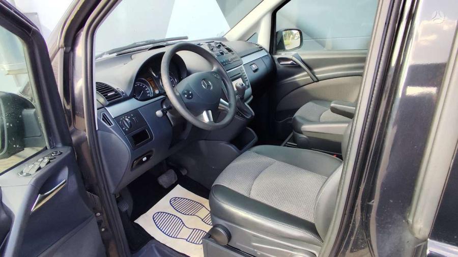 Black Mercedes-Benz Viano 2011 in Kaunas, with an engine capacity of 2.14 L and mileage of 287 thousand km for 10450 €, photo 14 on AUTOMOTO.COM.LV