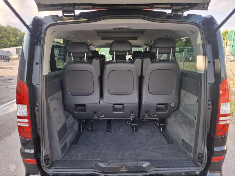 Melns Mercedes-Benz Viano 2011 Prienai, ar dzinēja tilpumu 2.10 L un nobraukumu 303 tūkst. km par 9900 €, foto 8 vietnē AUTOMOTO.COM.LV