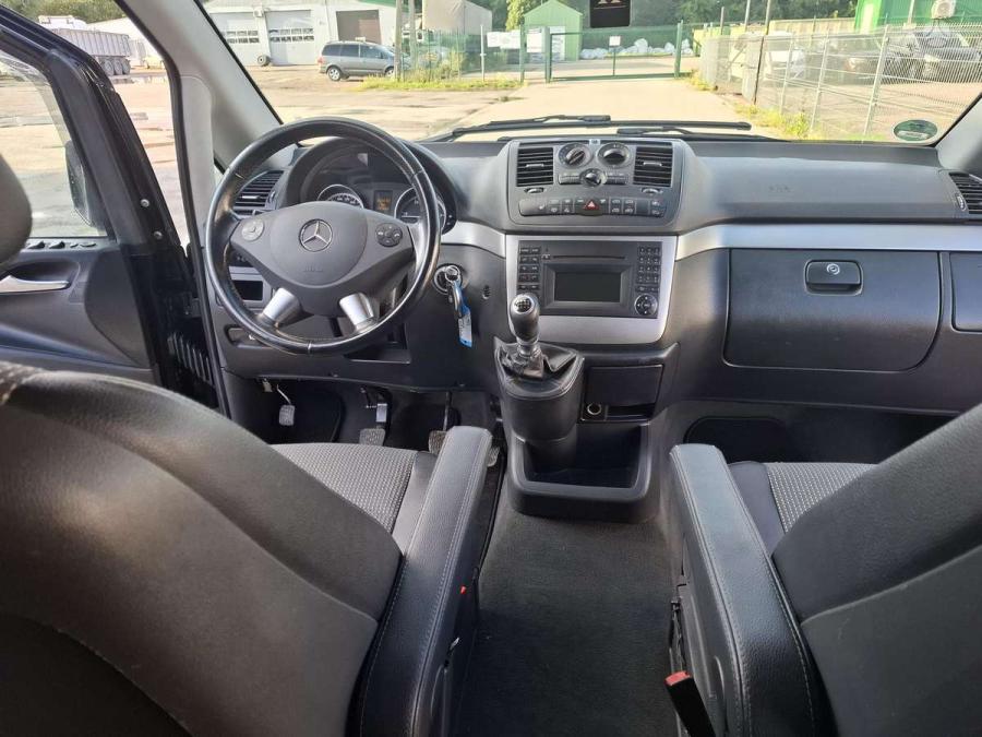 Melns Mercedes-Benz Viano 2011 Prienai, ar dzinēja tilpumu 2.10 L un nobraukumu 303 tūkst. km par 9900 €, foto 11 vietnē AUTOMOTO.COM.LV