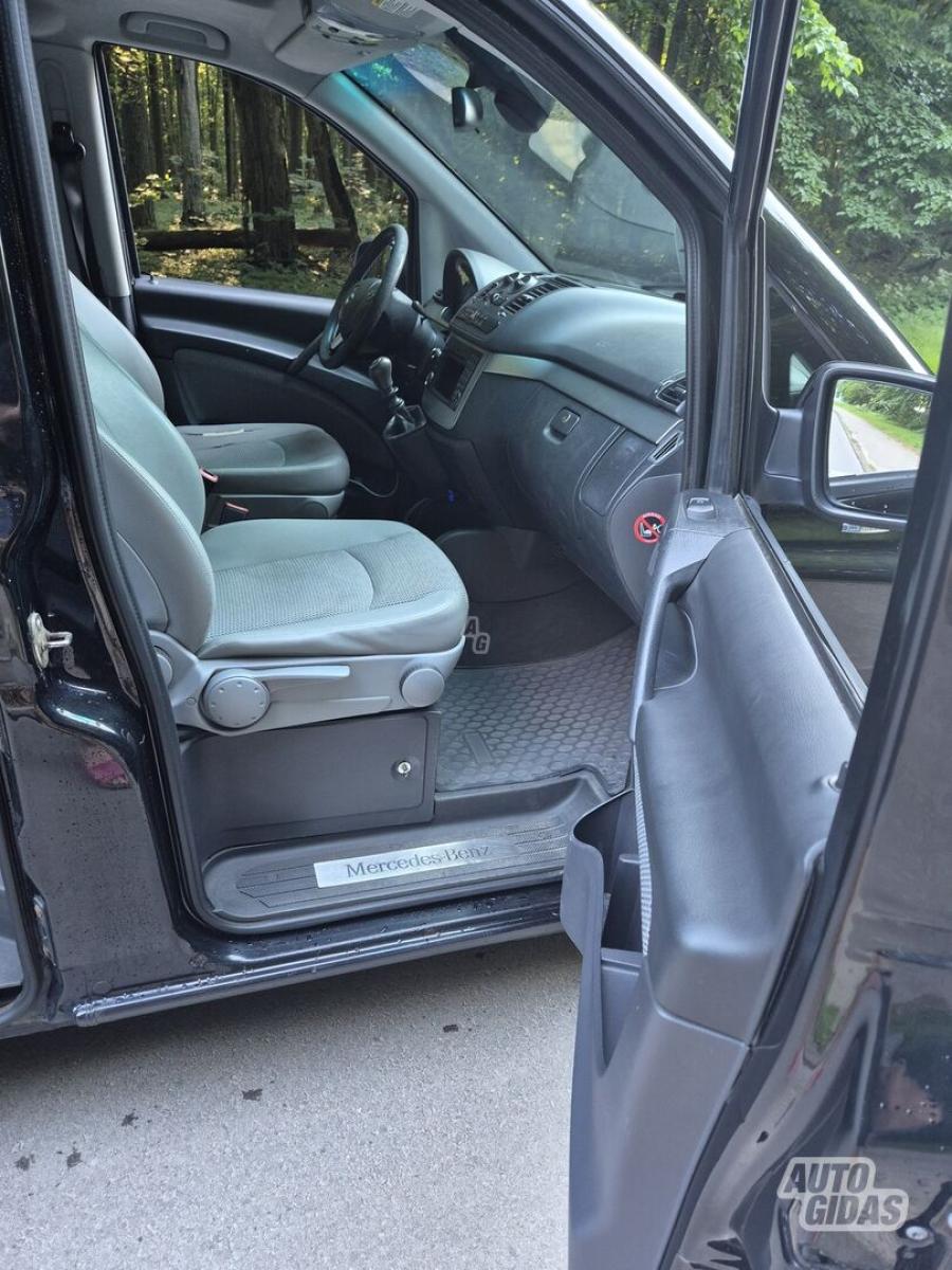Black Mercedes-Benz Viano 2011 in Alytus, with an engine capacity of 2.10 L and mileage of 26 thousand km for 8900 €, photo 22 on AUTOMOTO.COM.LV