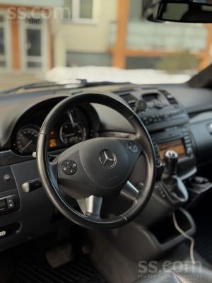 Melns Mercedes-Benz Viano 2012 Rīga, ar dzinēja tilpumu 3.00 L un nobraukumu 382 tūkst. km par 17750 €, foto 15 vietnē AUTOMOTO.COM.LV