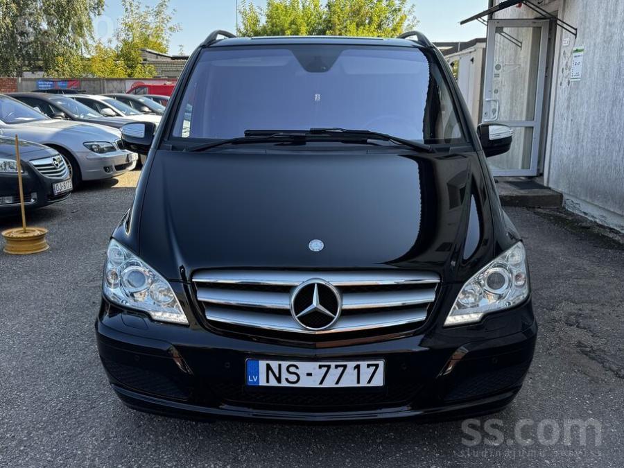 Black Mercedes-Benz Viano 2012 in Daugavpils, with an engine capacity of 3.00 L and mileage of 0 thousand km for 20500 €, photo 3 on AUTOMOTO.COM.LV