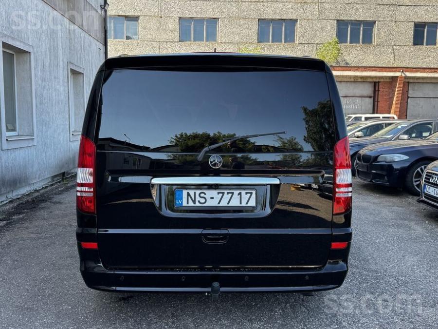 Black Mercedes-Benz Viano 2012 in Daugavpils, with an engine capacity of 3.00 L and mileage of 0 thousand km for 20500 €, photo 6 on AUTOMOTO.COM.LV