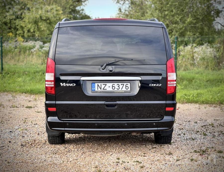 Black Mercedes-Benz Viano 2014 in Riga, with an engine capacity of 2.20 L and mileage of 298 thousand km for 14750 €, photo 6 on AUTOMOTO.COM.LV