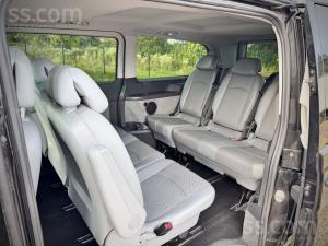 Black Mercedes-Benz Viano 2014 in Riga, with an engine capacity of 2.20 L and mileage of 298 thousand km for 14750 €, photo 18 on AUTOMOTO.COM.LV