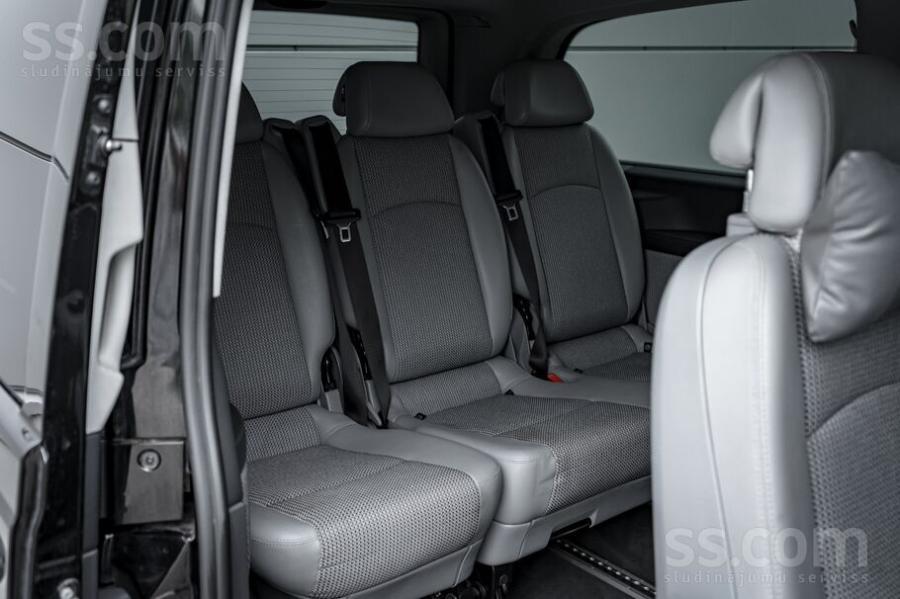 Melns Mercedes-Benz Viano 2014 Rīga, ar dzinēja tilpumu 3.00 L un nobraukumu 194 tūkst. km par 19500 €, foto 17 vietnē AUTOMOTO.COM.LV