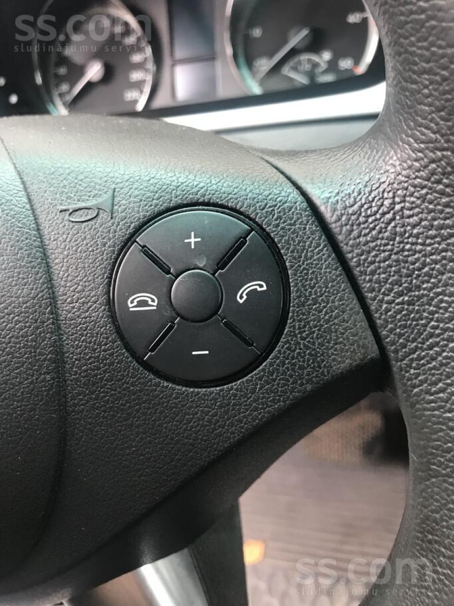 Melns Mercedes-Benz Viano 2014 Rīga, ar dzinēja tilpumu 2.20 L un nobraukumu 249 tūkst. km par 12880 €, foto 31 vietnē AUTOMOTO.COM.LV