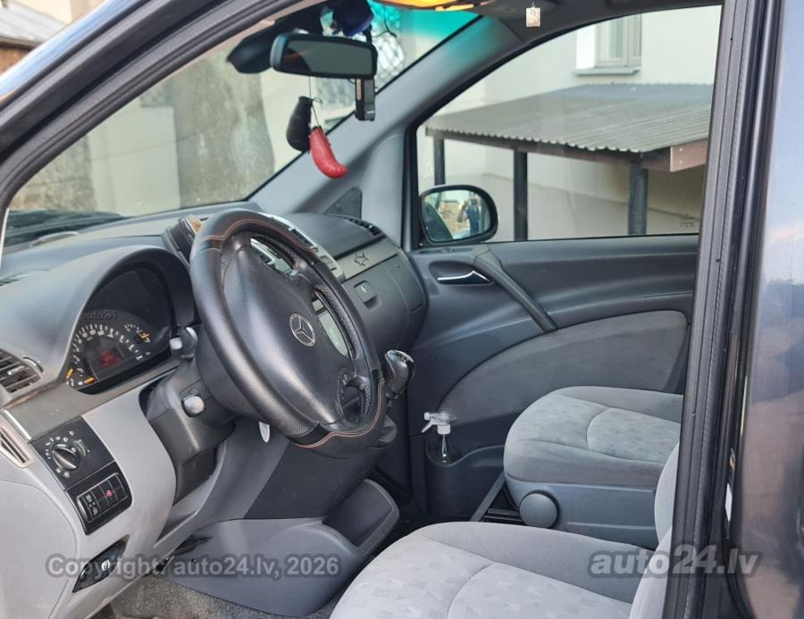 Black Mercedes-Benz Viano 2004 in Tallinn, with an engine capacity of 2.10 L and mileage of 307 thousand km for 5900 €, photo 11 on AUTOMOTO.COM.LV