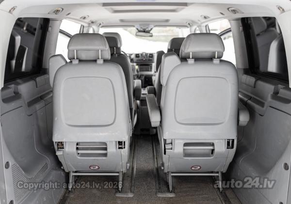 Melns Mercedes-Benz Viano 2008 Tallina, ar dzinēja tilpumu 3.00 L un nobraukumu 499 tūkst. km par 4990 €, foto 10 vietnē AUTOMOTO.COM.LV