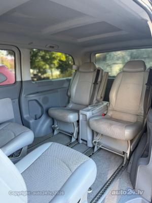 Black Mercedes-Benz Viano 2008 in Tallinn, with an engine capacity of 3.00 L and mileage of 499 thousand km for 6990 €, photo 11 on AUTOMOTO.COM.LV