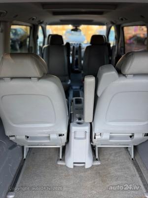 Black Mercedes-Benz Viano 2008 in Tallinn, with an engine capacity of 3.00 L and mileage of 499 thousand km for 6990 €, photo 13 on AUTOMOTO.COM.LV