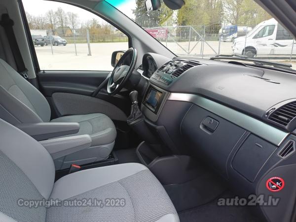 Black Mercedes-Benz Viano 2010 in Tartu, with an engine capacity of 2.10 L and mileage of 209 thousand km for 15990 €, photo 9 on AUTOMOTO.COM.LV