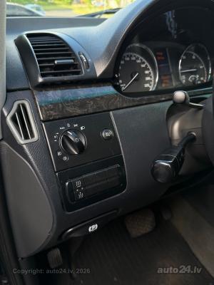 Black Mercedes-Benz Viano 2010 in Tartu, with an engine capacity of 3.00 L and mileage of 310 thousand km for 12000 €, photo 19 on AUTOMOTO.COM.LV