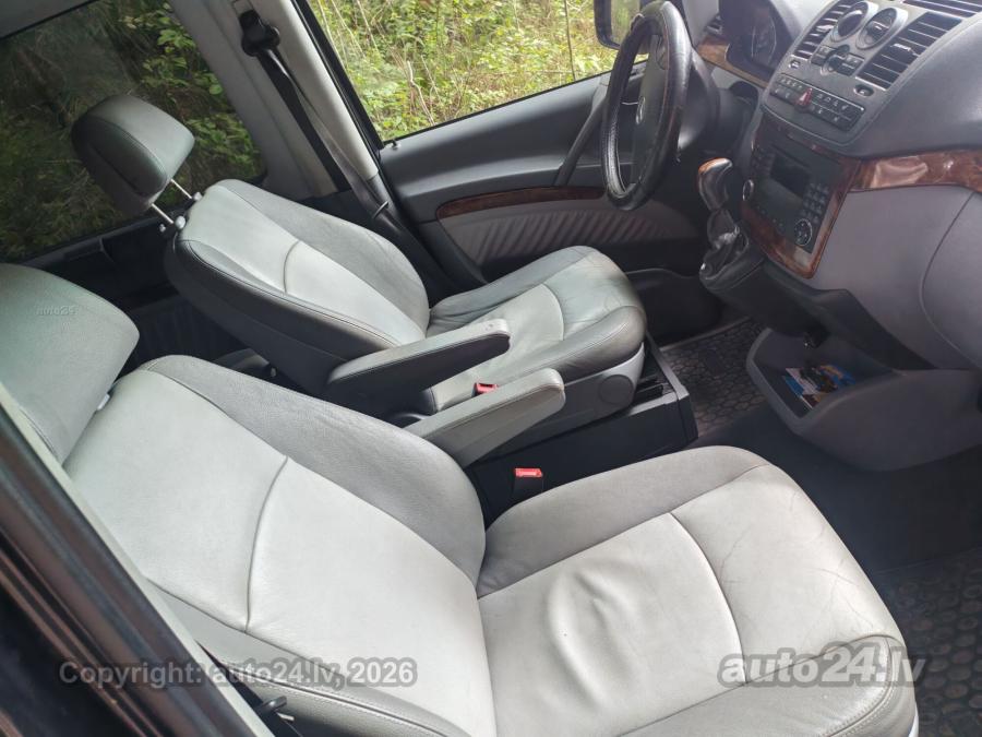 Melns Mercedes-Benz Viano 2010 Tallina, ar dzinēja tilpumu 3.00 L un nobraukumu 404 tūkst. km par 10500 €, foto 12 vietnē AUTOMOTO.COM.LV