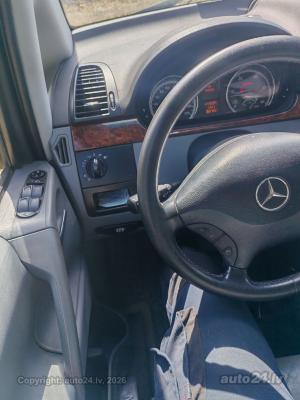 Melns Mercedes-Benz Viano 2010 Tallina, ar dzinēja tilpumu 3.00 L un nobraukumu 404 tūkst. km par 10500 €, foto 13 vietnē AUTOMOTO.COM.LV