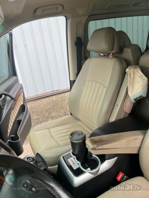 Black Mercedes-Benz Viano 2011 in Tallinn, with an engine capacity of 3.00 L and mileage of 550 thousand km for 12500 €, photo 9 on AUTOMOTO.COM.LV