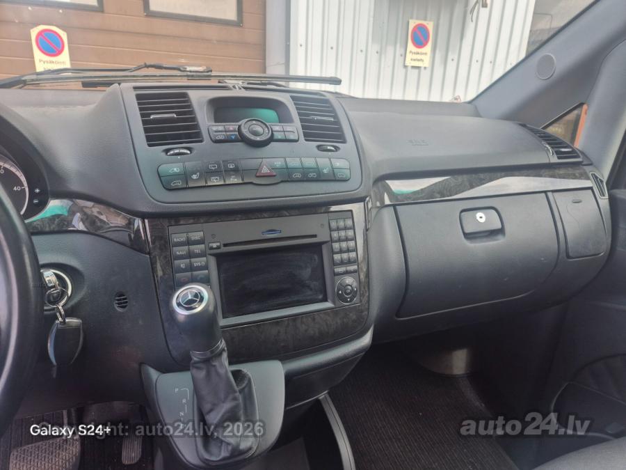 Black Mercedes-Benz Viano 2011 in Rakvere, with an engine capacity of 3.00 L and mileage of 383 thousand km for 13800 €, photo 5 on AUTOMOTO.COM.LV