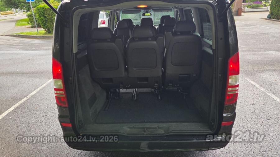 Melns Mercedes-Benz Viano 2012 Tallina, ar dzinēja tilpumu 3.00 L un nobraukumu 297 tūkst. km par 10900 €, foto 7 vietnē AUTOMOTO.COM.LV