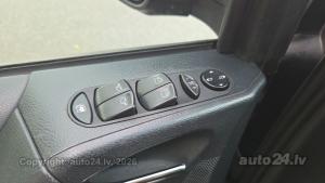Melns Mercedes-Benz Viano 2012 Tallina, ar dzinēja tilpumu 3.00 L un nobraukumu 297 tūkst. km par 10900 €, foto 13 vietnē AUTOMOTO.COM.LV