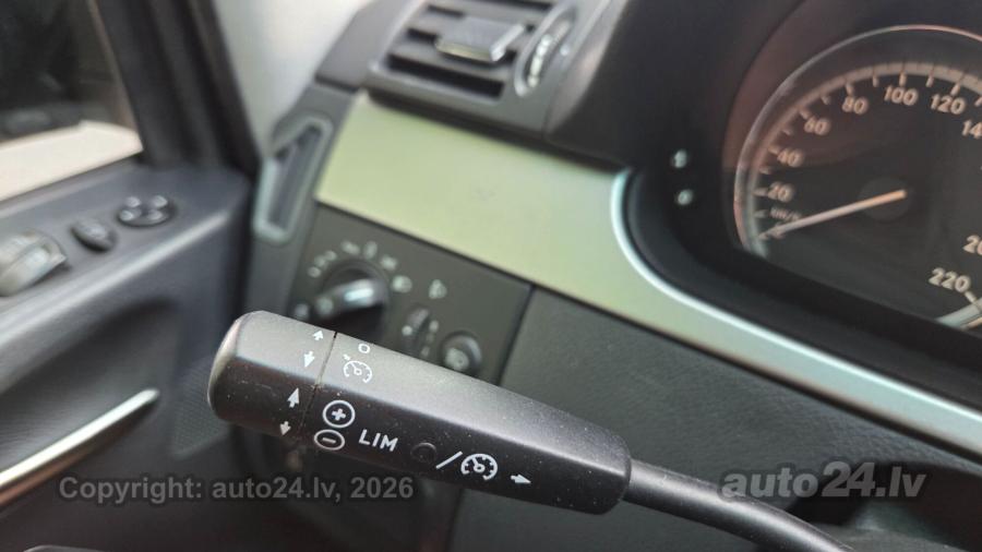 Melns Mercedes-Benz Viano 2012 Tallina, ar dzinēja tilpumu 3.00 L un nobraukumu 297 tūkst. km par 10900 €, foto 16 vietnē AUTOMOTO.COM.LV