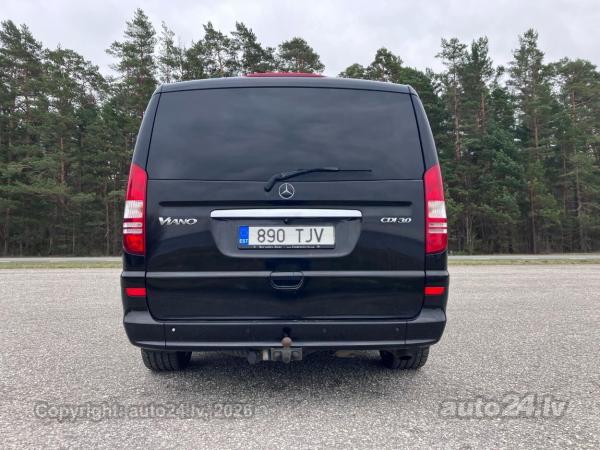Mercedes-Benz Viano 2012 in Parnu on AUTOMOTO.COM.LV Black Mercedes-Benz Viano 2012 in Parnu, with an engine capacity of 3.00 L and mileage of 399 thousand km for 6999 €, photo 5 on AUTOMOTO.COM.LV
