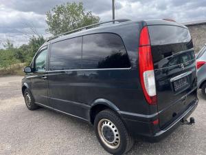 Zils Mercedes-Benz Viano 2004 Marijampole, ar dzinēja tilpumu 2.15 L un nobraukumu 230 tūkst. km par 2900 €, foto 4 vietnē AUTOMOTO.COM.LV