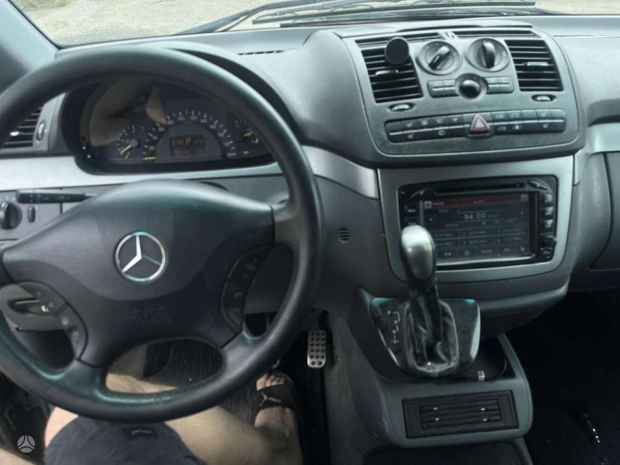 Zils Mercedes-Benz Viano 2004 Marijampole, ar dzinēja tilpumu 2.15 L un nobraukumu 230 tūkst. km par 2900 €, foto 15 vietnē AUTOMOTO.COM.LV