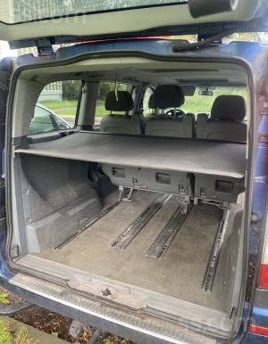 Zils Mercedes-Benz Viano 2004 Rīga, ar dzinēja tilpumu 2.20 L un nobraukumu 405 tūkst. km par 1500 €, foto 8 vietnē AUTOMOTO.COM.LV