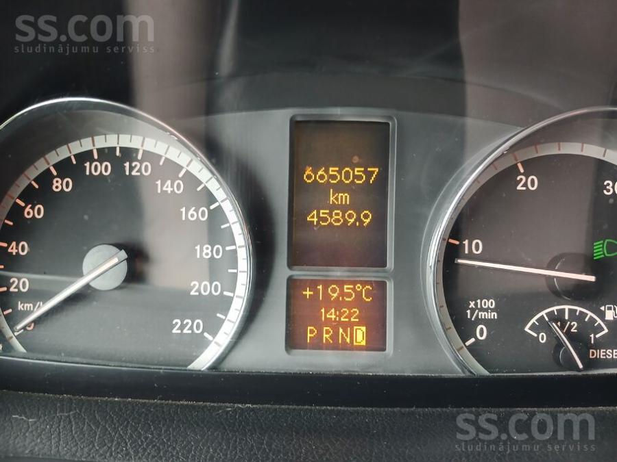Zils Mercedes-Benz Viano 2007 Rīga, ar dzinēja tilpumu 2.20 L un nobraukumu 665 tūkst. km par 3950 €, foto 12 vietnē AUTOMOTO.COM.LV