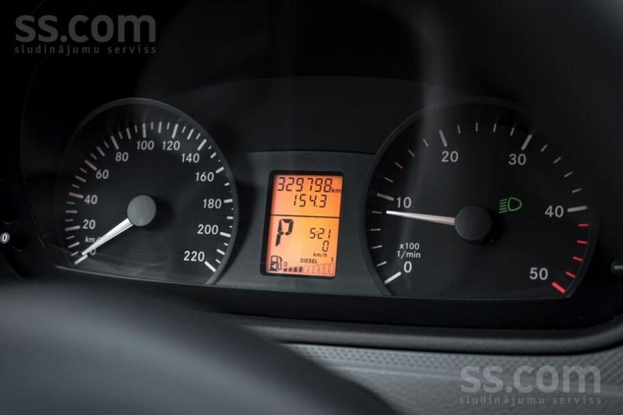 Zils Mercedes-Benz Viano 2007 Rīga, ar dzinēja tilpumu 2.10 L un nobraukumu 330 tūkst. km par 5500 €, foto 19 vietnē AUTOMOTO.COM.LV