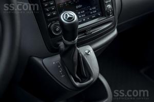 Zils Mercedes-Benz Viano 2007 Rīga, ar dzinēja tilpumu 2.10 L un nobraukumu 330 tūkst. km par 5500 €, foto 22 vietnē AUTOMOTO.COM.LV