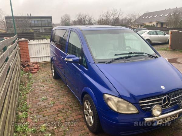 Zils Mercedes-Benz Viano 2004 Tallina, ar dzinēja tilpumu 2.10 L un nobraukumu 0 tūkst. km par 3500 €, foto 4 vietnē AUTOMOTO.COM.LV