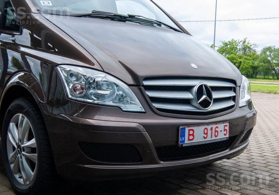 Brown Mercedes-Benz Viano 2011 in Cesis, with an engine capacity of 2.20 L and mileage of 311 thousand km for 8900 €, photo 10 on AUTOMOTO.COM.LV