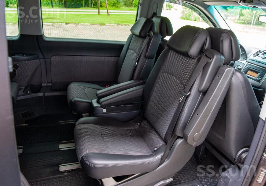 Brown Mercedes-Benz Viano 2011 in Cesis, with an engine capacity of 2.20 L and mileage of 311 thousand km for 8900 €, photo 25 on AUTOMOTO.COM.LV
