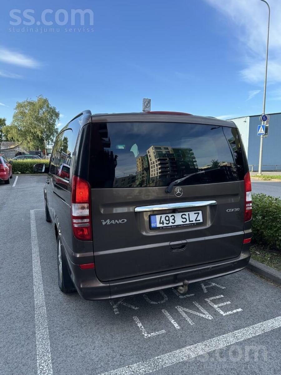 Brown Mercedes-Benz Viano 2012 in Tallinn, with an engine capacity of 3.00 L and mileage of 350 thousand km for 8500 €, photo 3 on AUTOMOTO.COM.LV