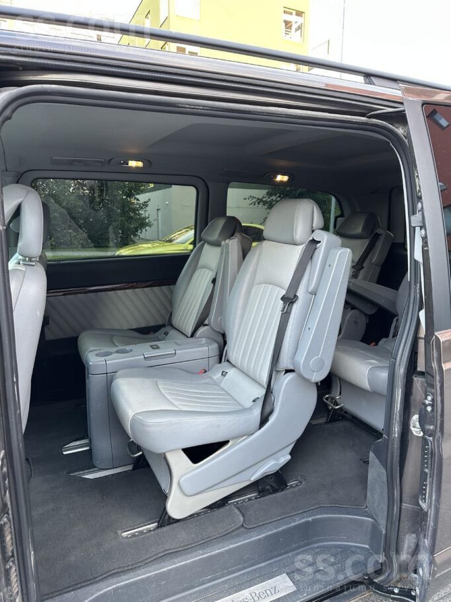 Brown Mercedes-Benz Viano 2012 in Tallinn, with an engine capacity of 3.00 L and mileage of 350 thousand km for 8500 €, photo 7 on AUTOMOTO.COM.LV