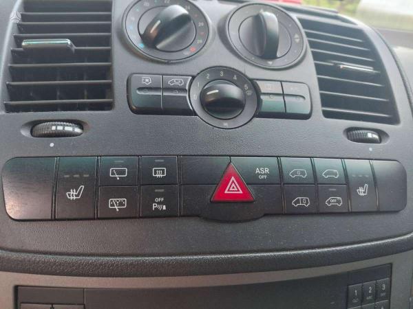 Brown Mercedes-Benz Viano 2011 in Kaunas, with an engine capacity of 2.20 L and mileage of 260 thousand km for 12000 €, photo 10 on AUTOMOTO.COM.LV